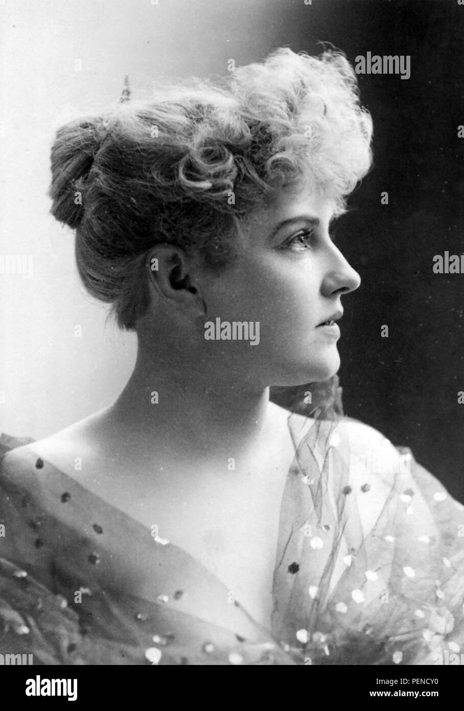 LILLIAN RUSSELL (c1860-1922) American film actress and singer about ...