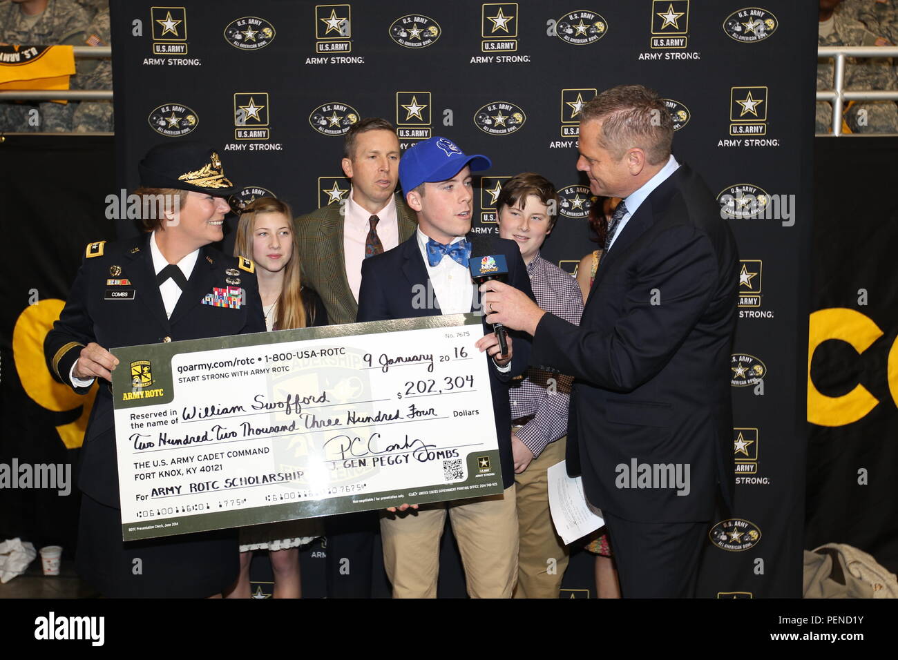 Maj. Gen. Peggy Combs, commander of U.S. Army Cadet Command and Fort ...