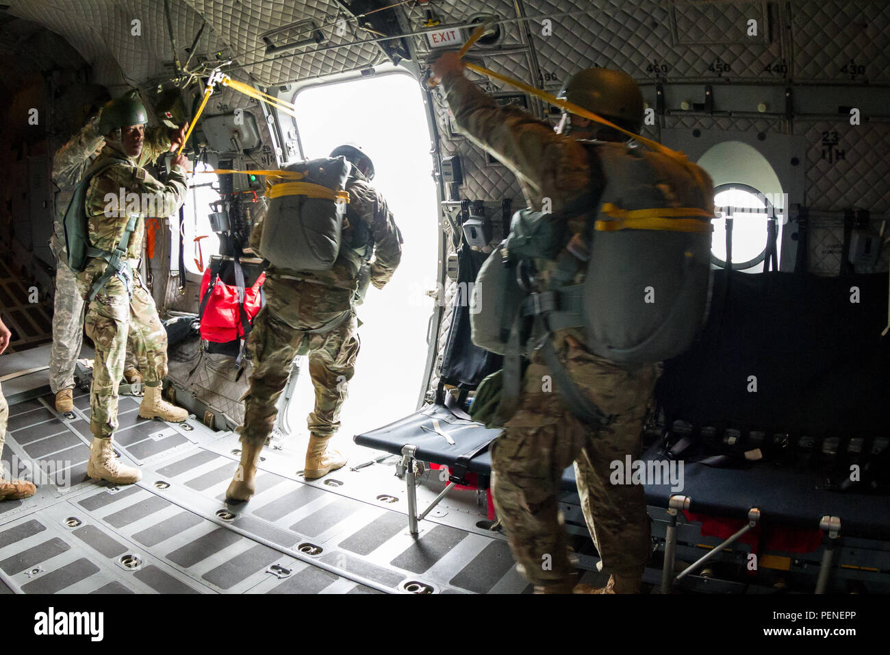 U.S. Army Soldiers assigned to Special Operations Command South head to ...