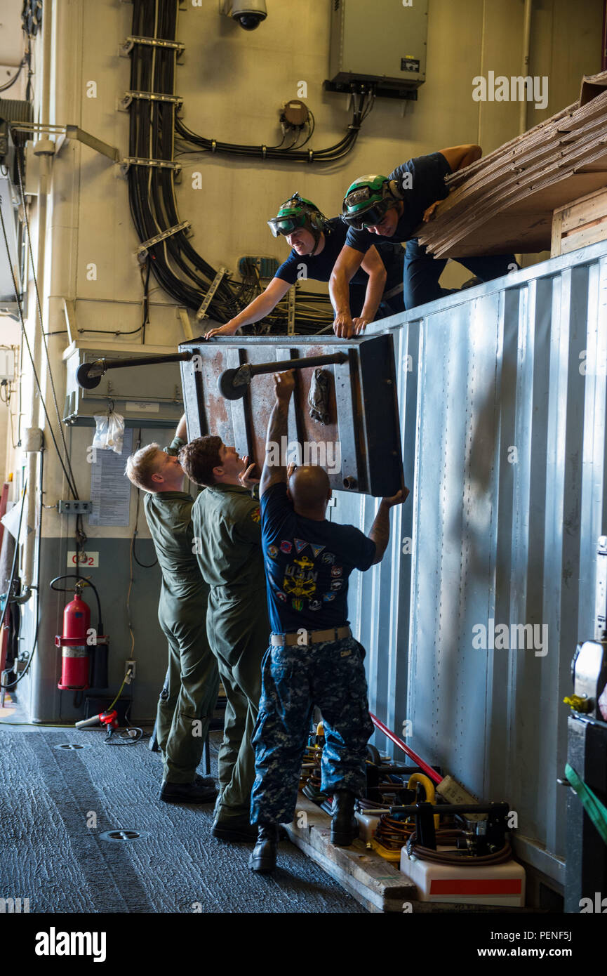 CHANGI NAVAL BASE, Singapore – (Jan. 12, 2016) – Sailors from ...