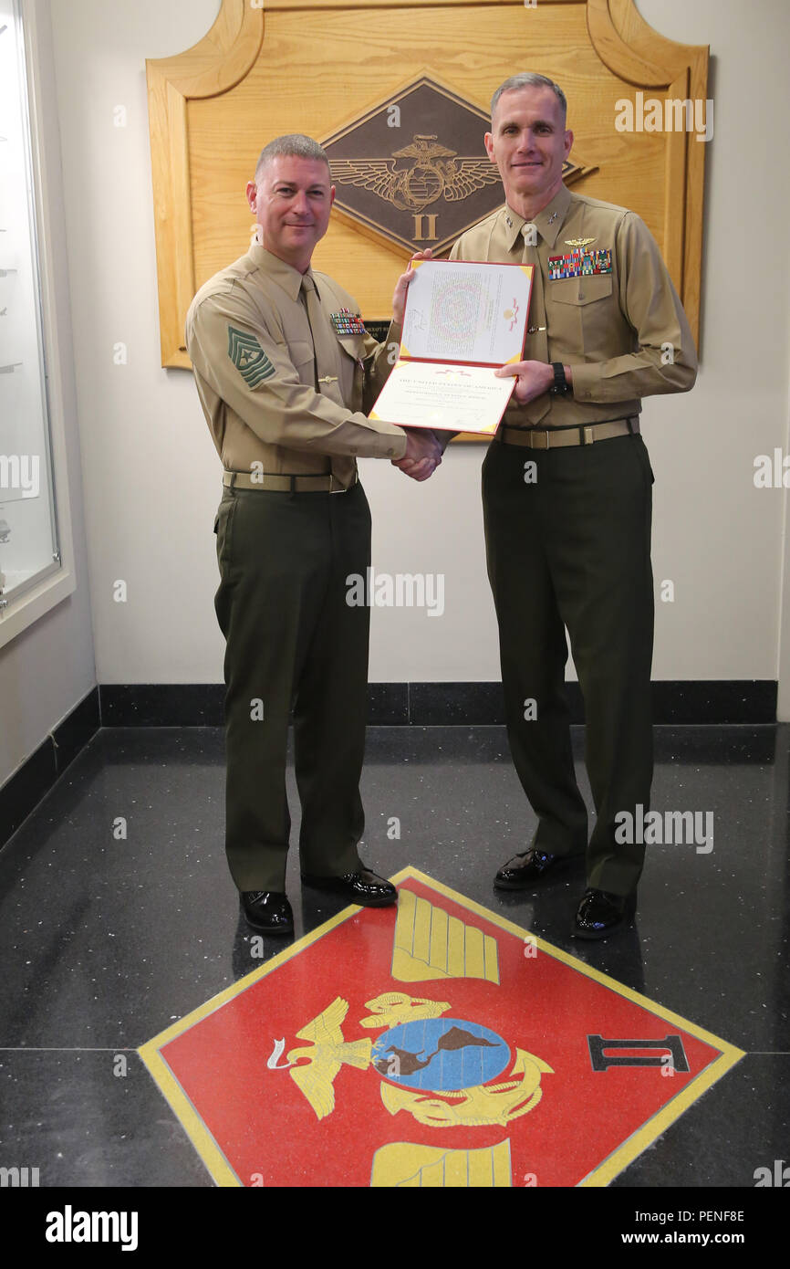 Sergeant Maj. James D. Vealey stands with Maj. Gen. Gary L. Thomas ...