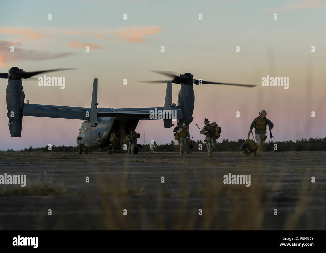 Security forces members with the 1st Special Operations Security Forces ...