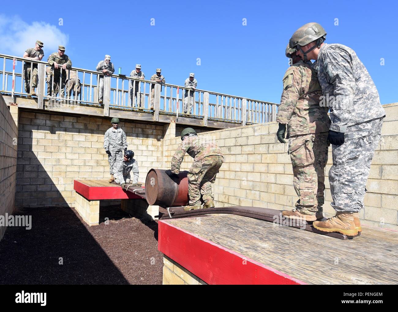 MARINE CORPS BASE HAWAII (Jan. 8, 2016) Soldiers assigned to the 112th ...