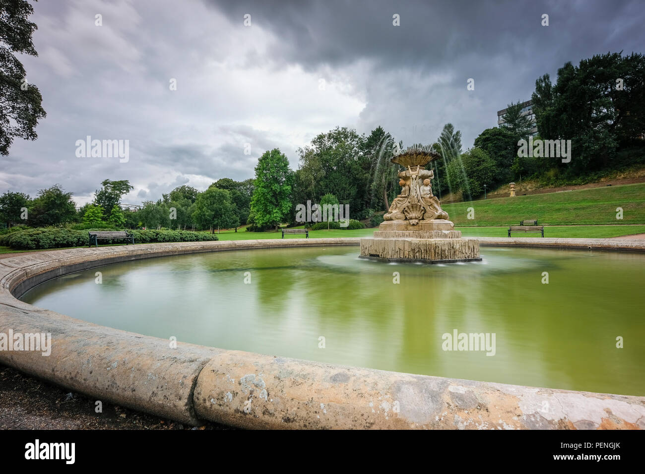 Victorian water fountain hi-res stock photography and images - Alamy