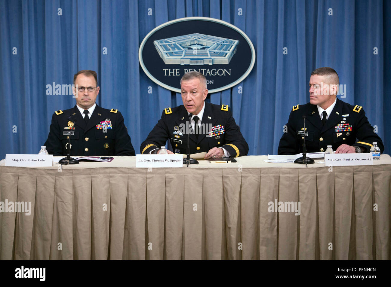 Maj gen paul ostrowski hi-res stock photography and images - Alamy