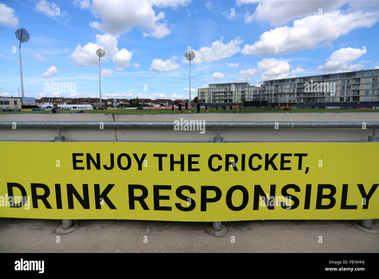 Cricket sign hi-res stock photography and images - Alamy