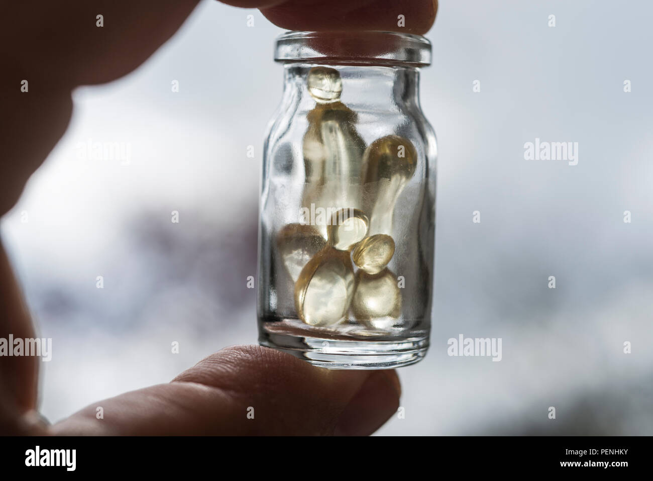 Vitamine gel capsules glass hi-res stock photography and images - Alamy