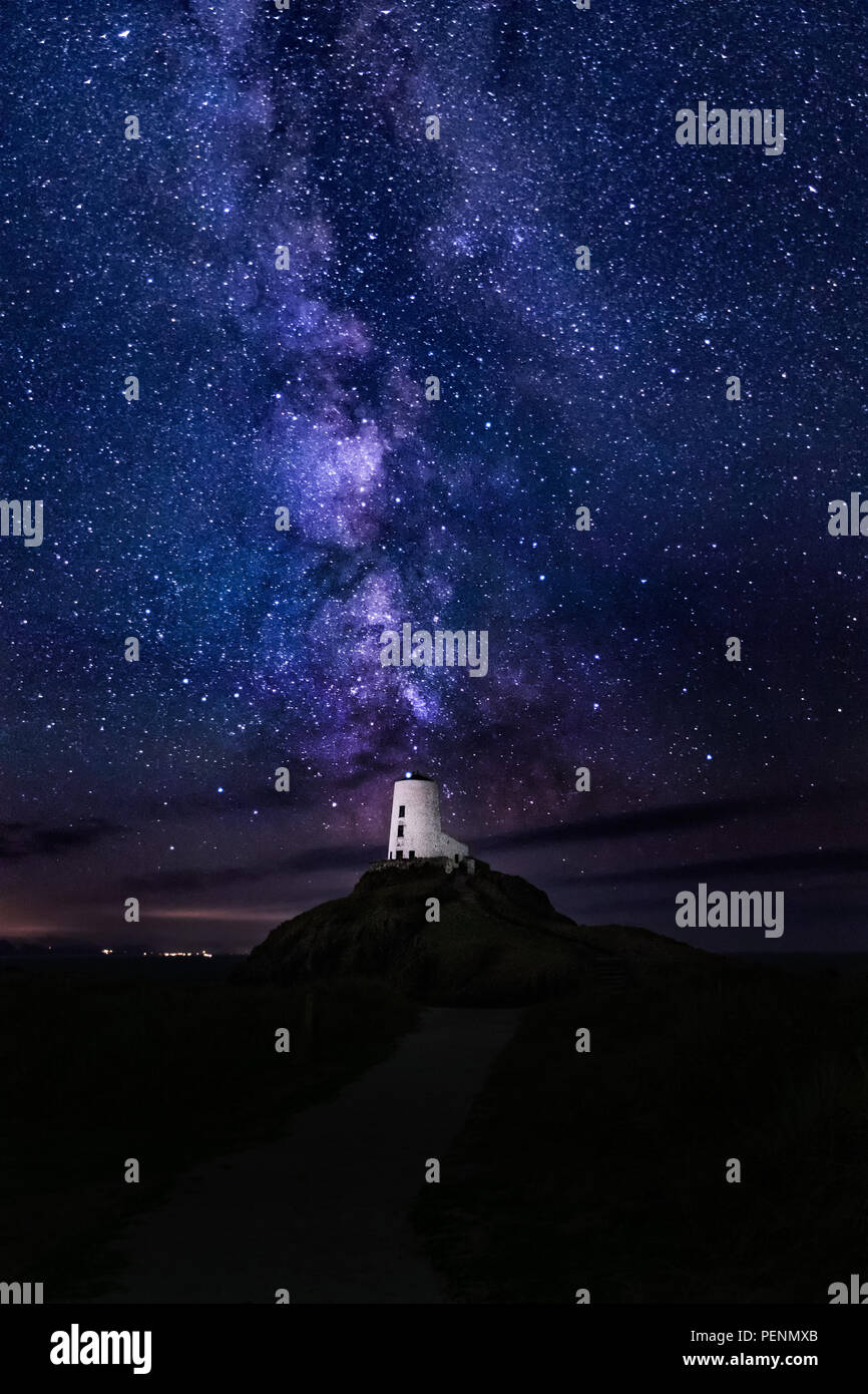 Wales twr mawr lighthouse hi-res stock photography and images - Alamy