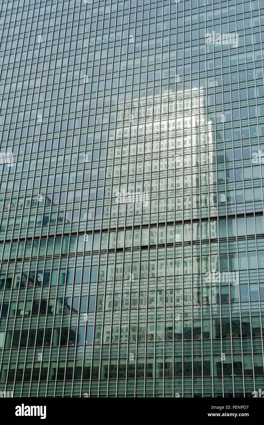 Office blocks in london hi-res stock photography and images - Alamy