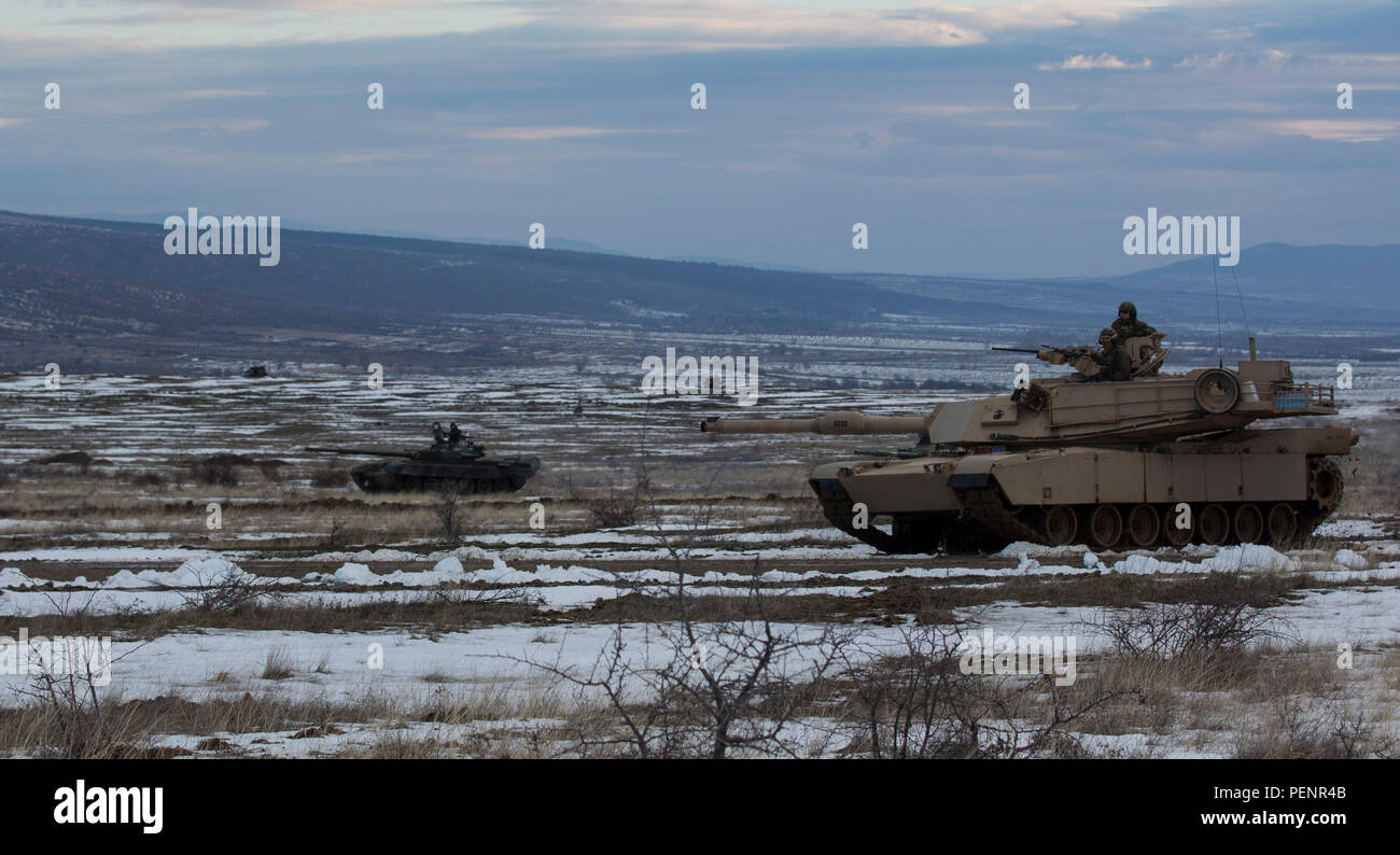 Bulgarian t 72 tanks hi-res stock photography and images - Alamy