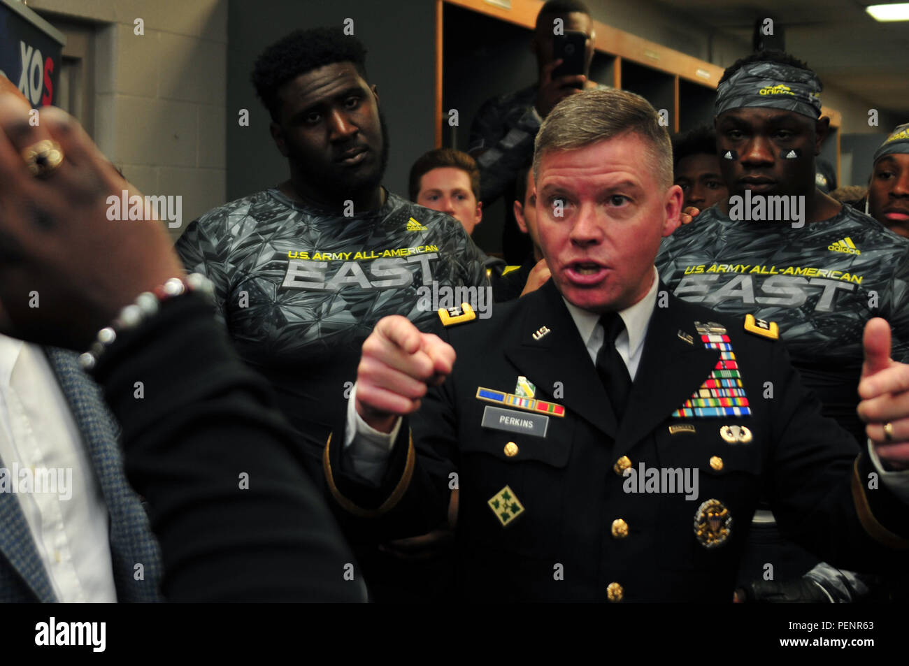 U s army gen david g perkins hi-res stock photography and images - Alamy