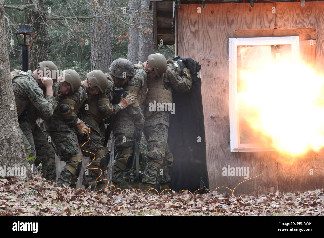 Marine Officer students with the Marine Corps Engineer School use ...