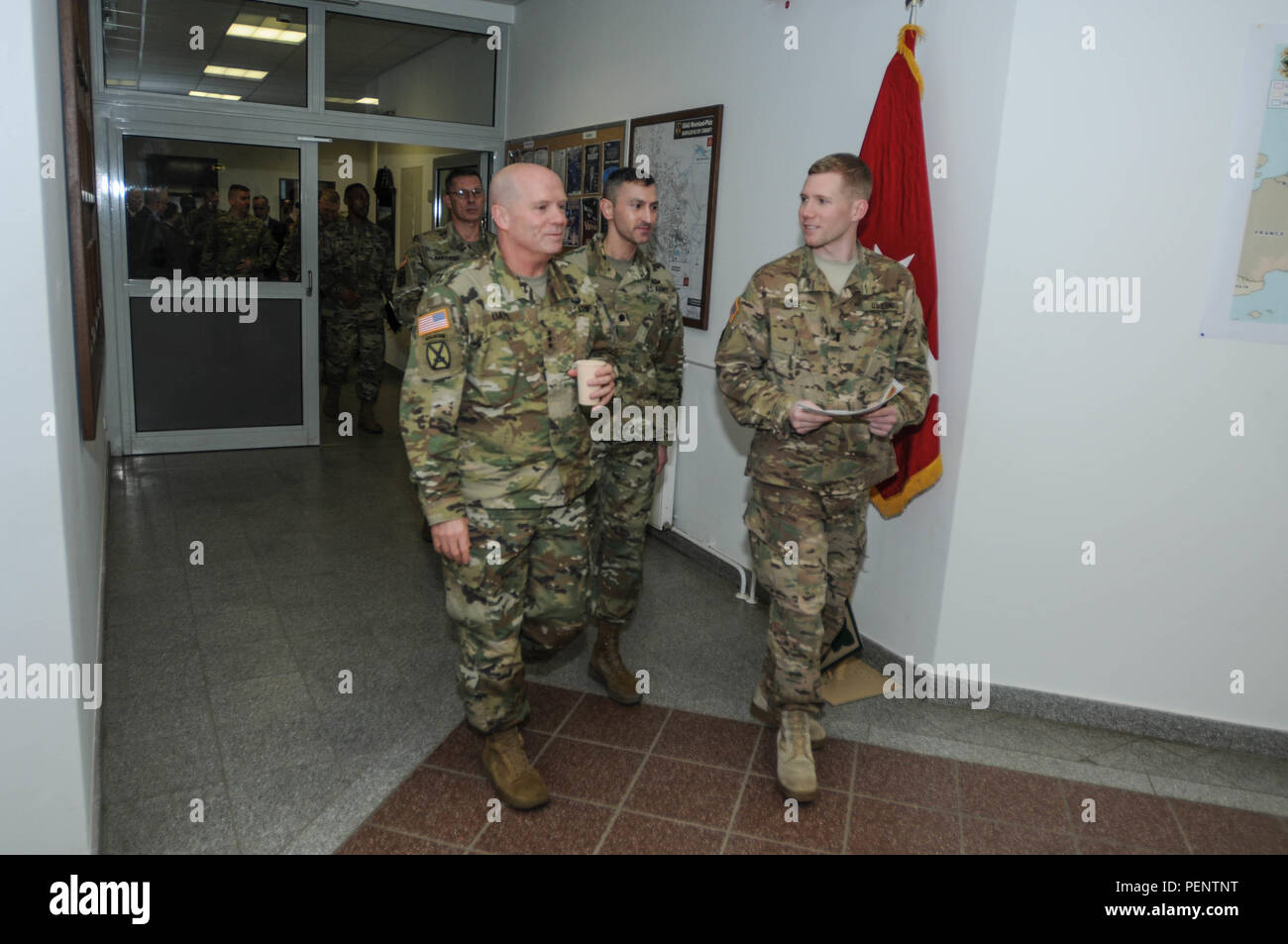 Lt. Gen. Kenneth R. Dahl (left), the commanding general of U.S. Army ...