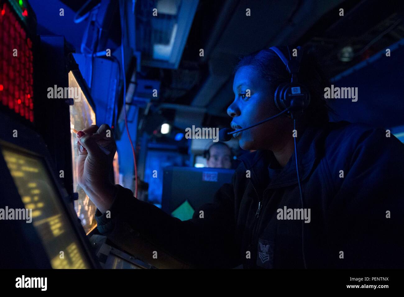 Anti submarine screen hi-res stock photography and images - Alamy