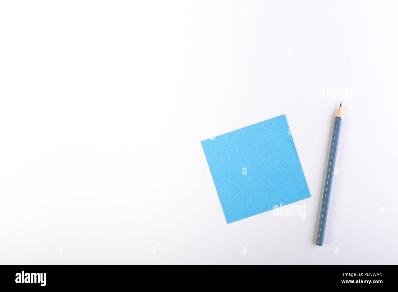 Sticky note pencil hi-res stock photography and images - Alamy