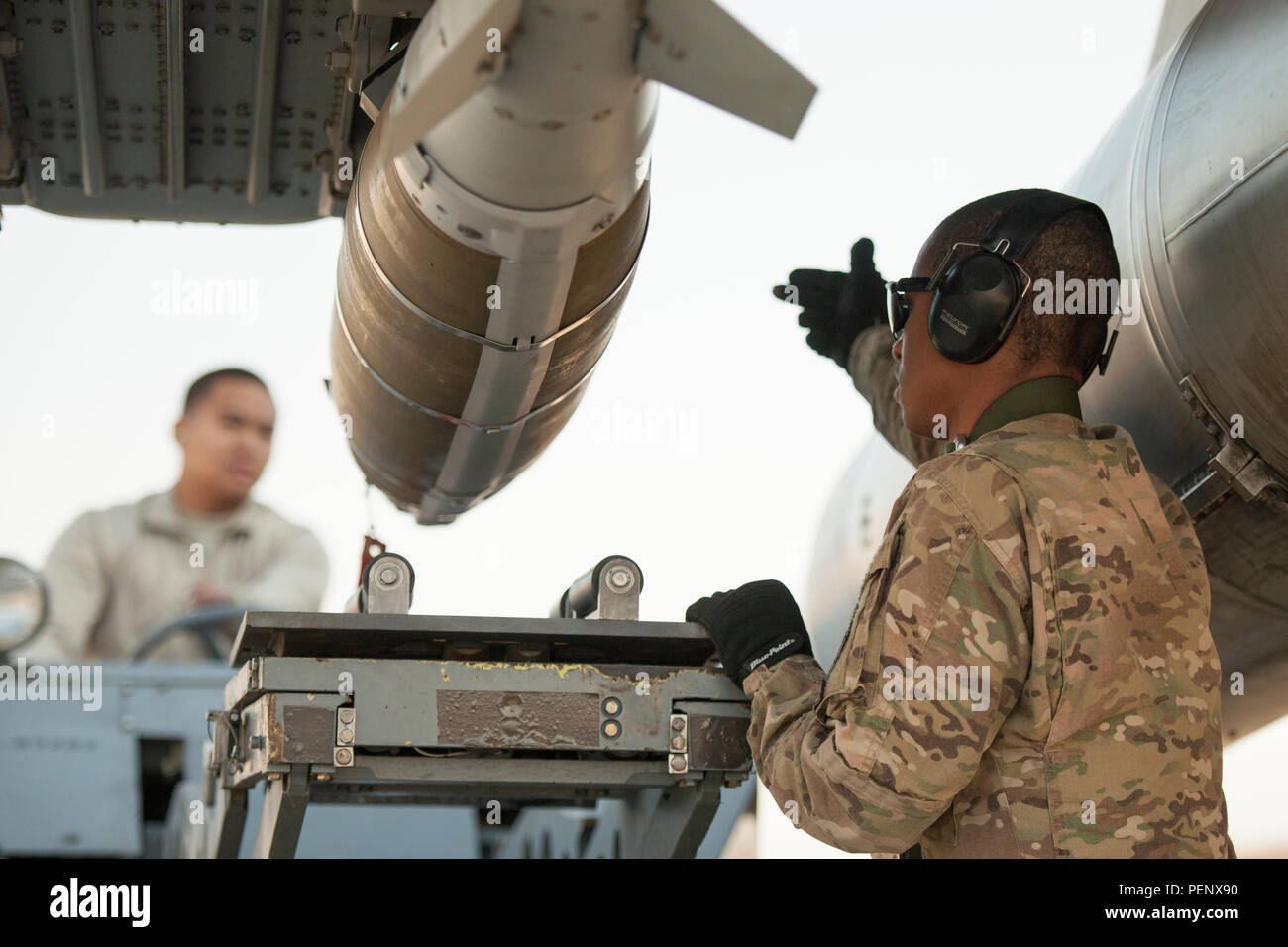 Staff Sgt. Chris White (right), 455th Expeditionary Aircraft ...