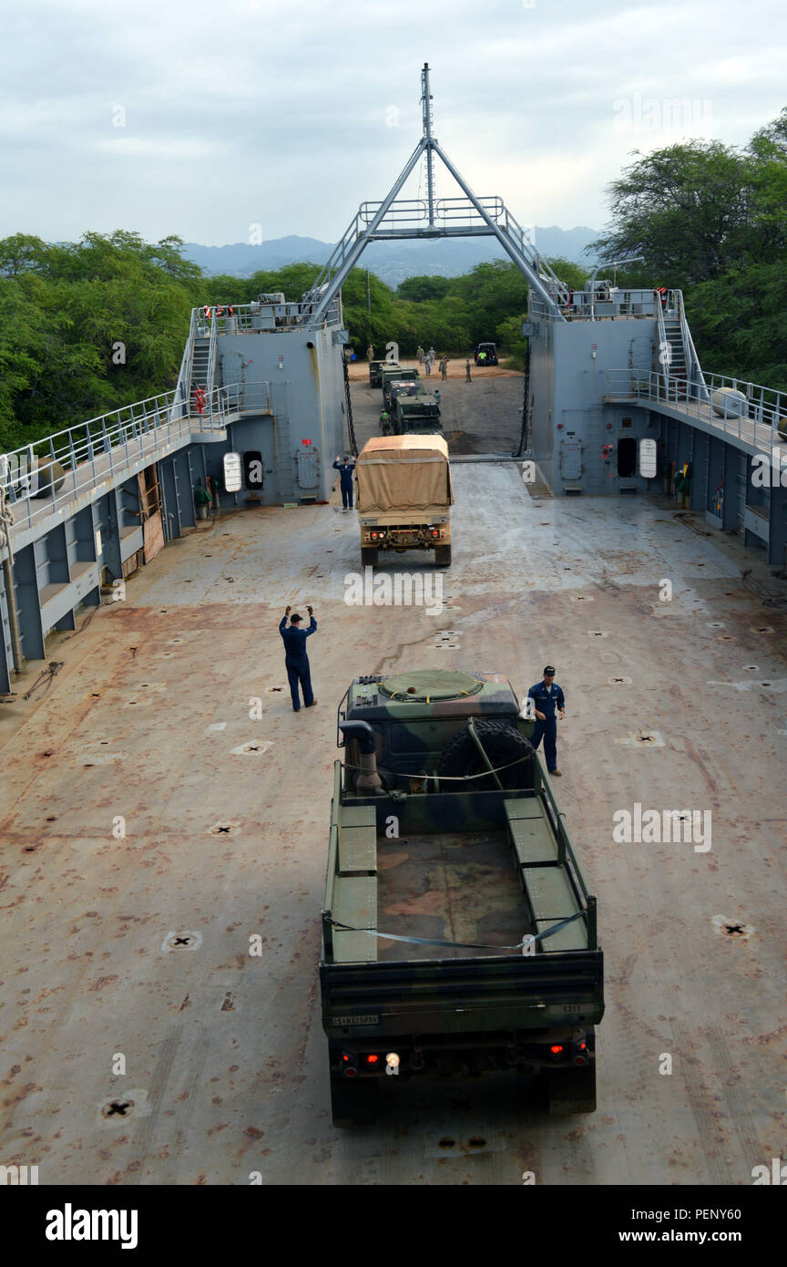 U s army vessel cw3 harold c clinger lsv 2 hi-res stock photography and ...