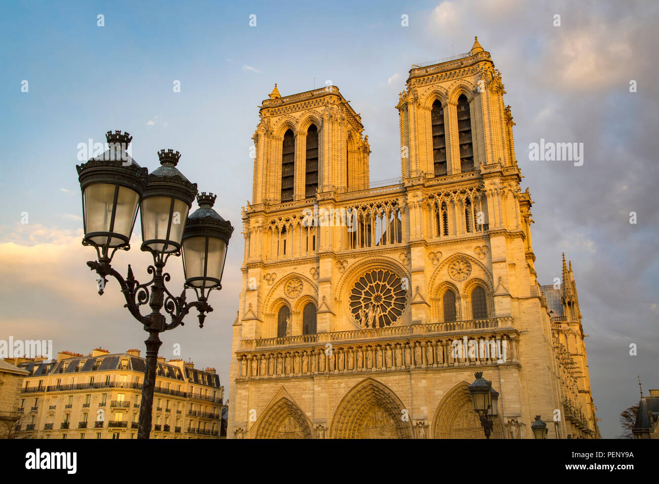 Cathedrale Notre Dame High Resolution Stock Photography and Images - Alamy
