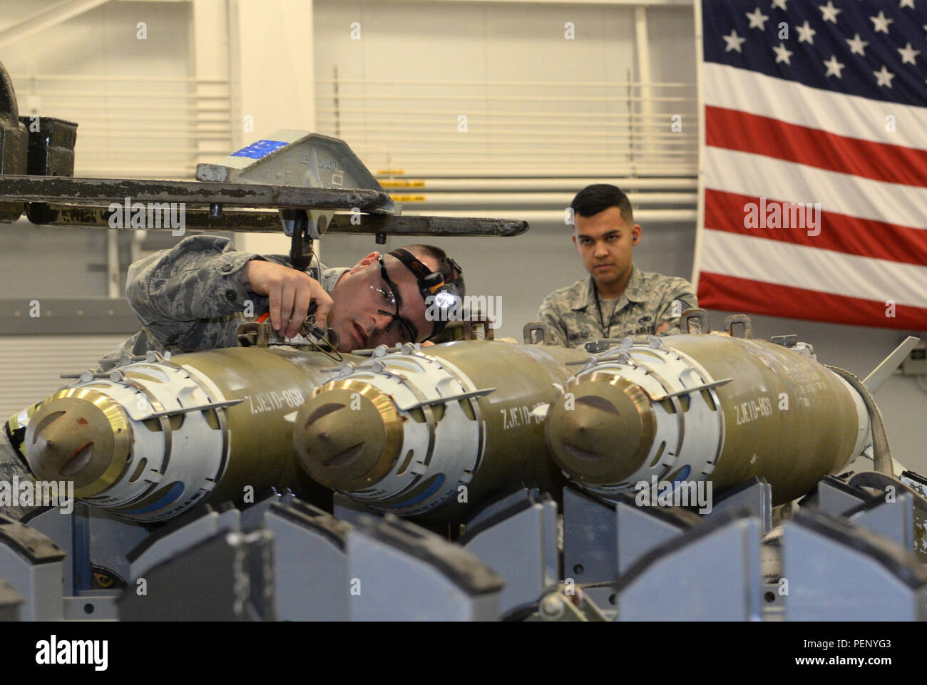 Afgsc barksdale afb 2nd bomb wing weapons load b 52 stratofortre hi-res ...