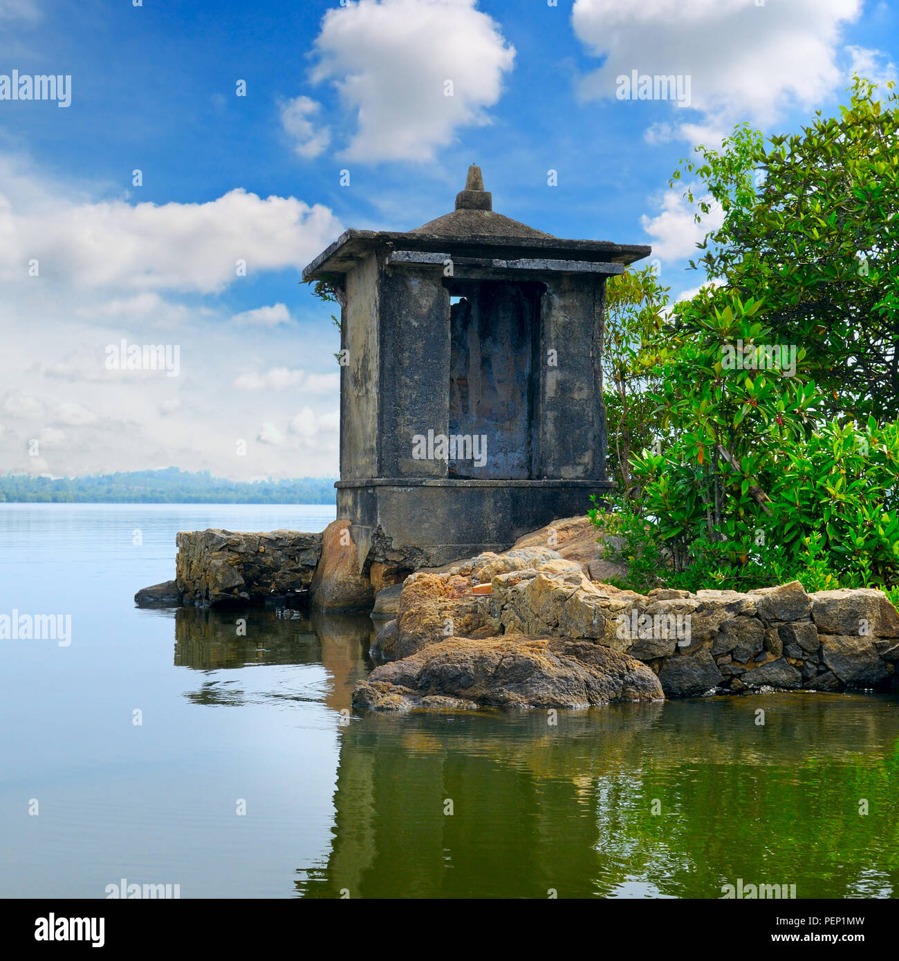 Small ruined temples hi-res stock photography and images - Alamy