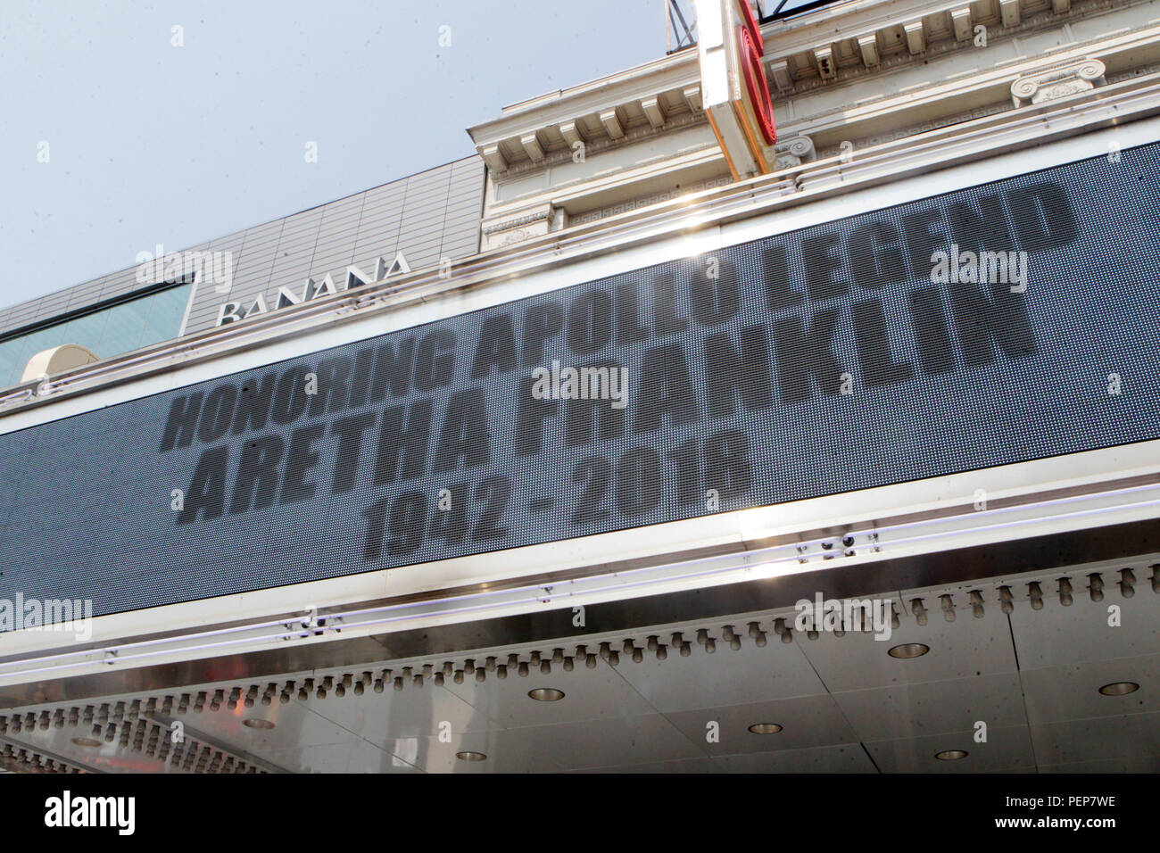 World famous apollo theater hi-res stock photography and images - Alamy