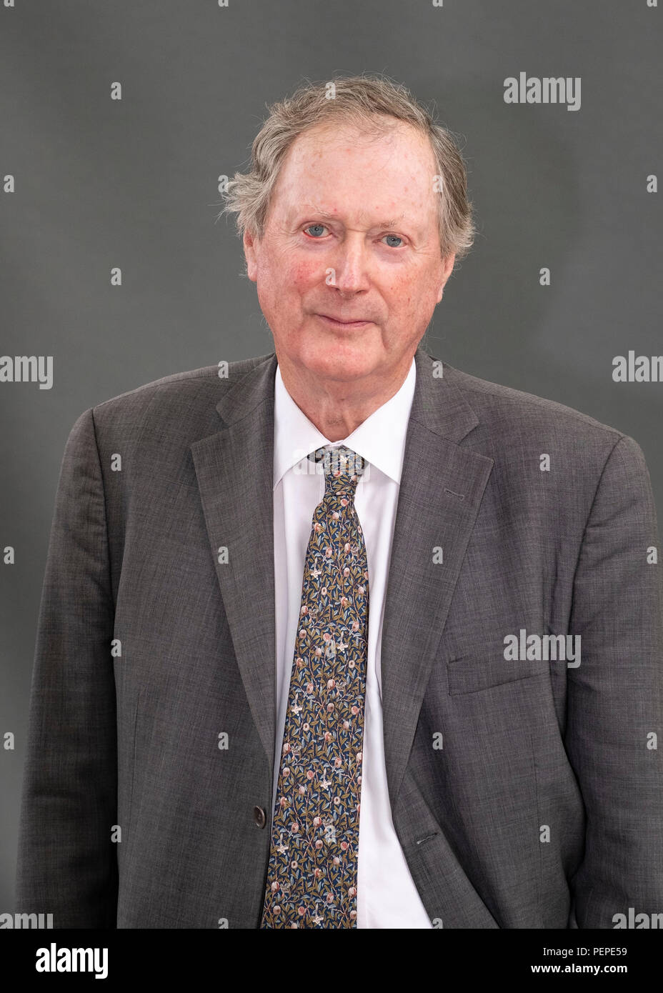 Thinkers hi-res stock photography and images - Alamy