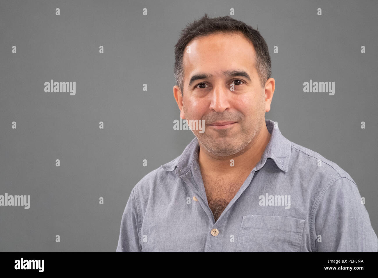 Linked set hi-res stock photography and images - Alamy