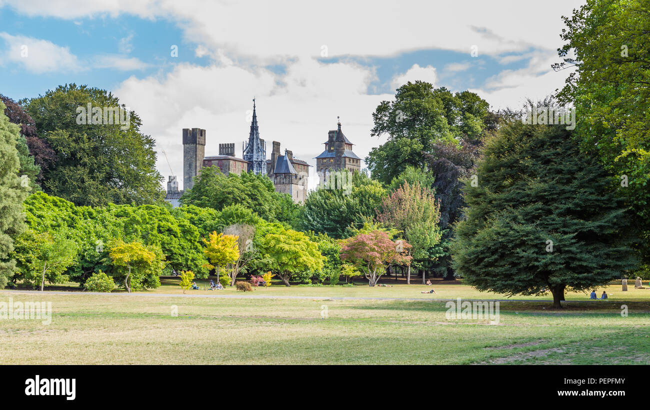 Visit cardiff castle hi-res stock photography and images - Alamy