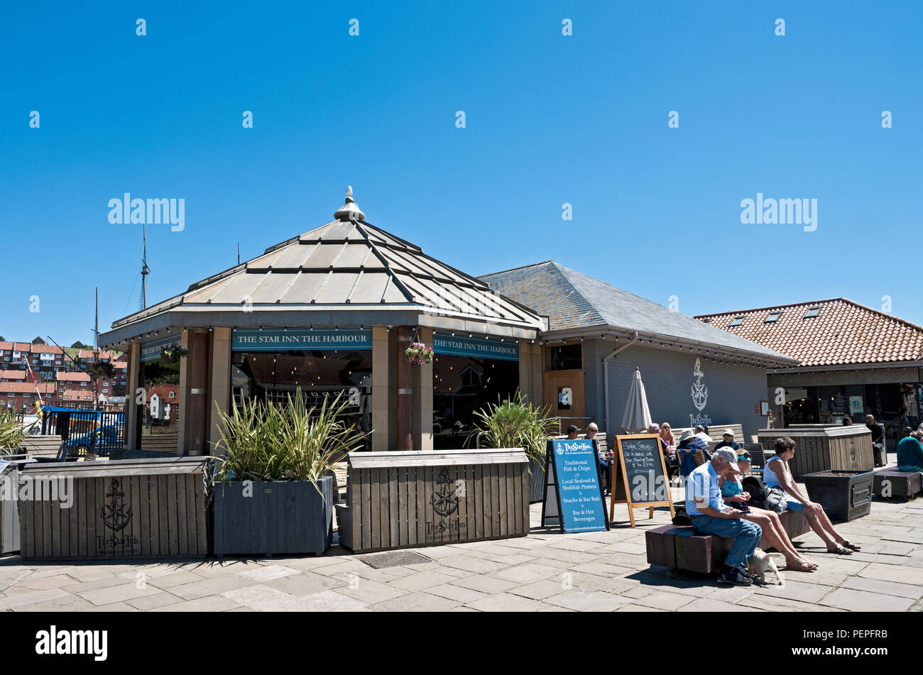 Star in the harbour whitby hi-res stock photography and images - Alamy