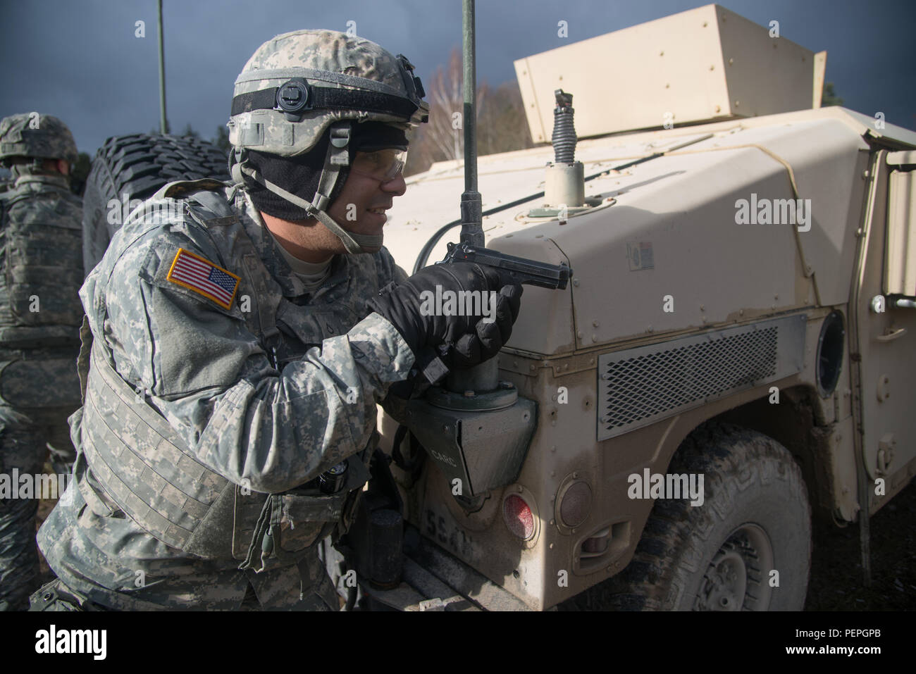 U.S. Soldiers assigned to 554th Military Police Company taking part in ...