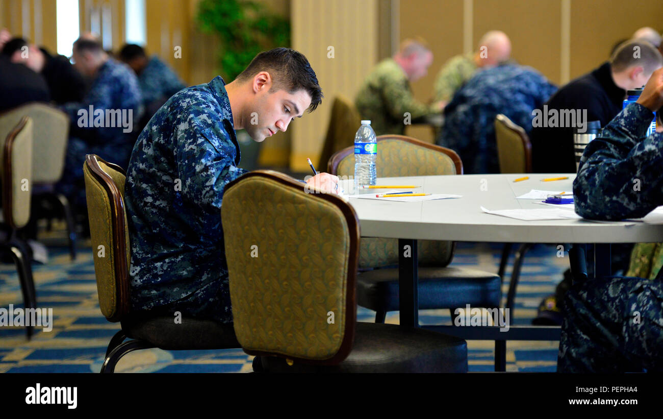 160121-N-OK605-007 MISAWA, Japan (Jan. 21, 2016) Information Systems ...