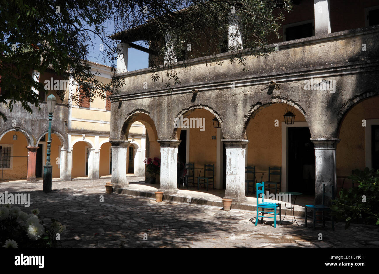 DANILIA VILLAGE SQUARE CORFU. BOUAS Stock Photo - Alamy