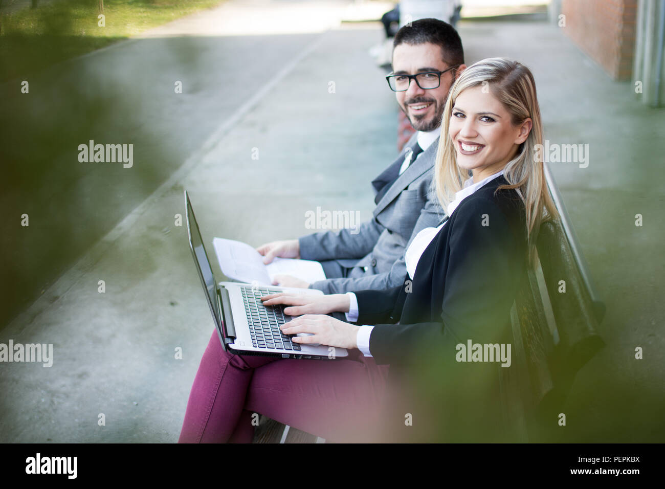 Working outdoor hi-res stock photography and images - Alamy
