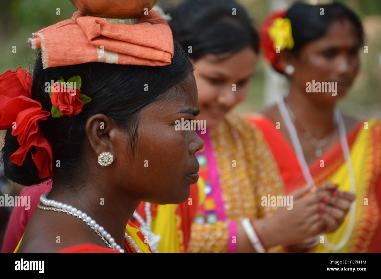Santhal dance hi-res stock photography and images - Alamy