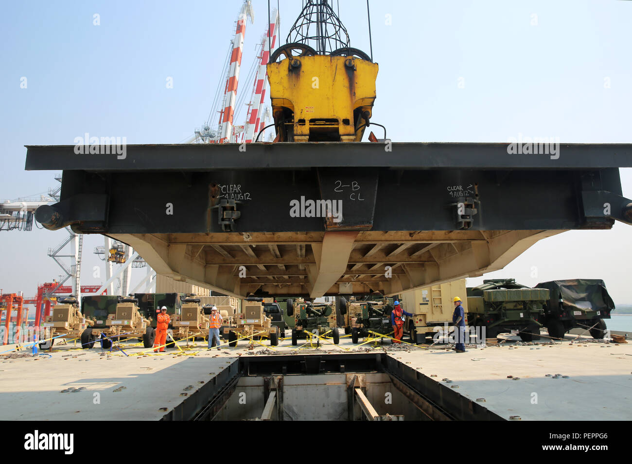 Military sealift commands roll on roll off ships hi-res stock ...