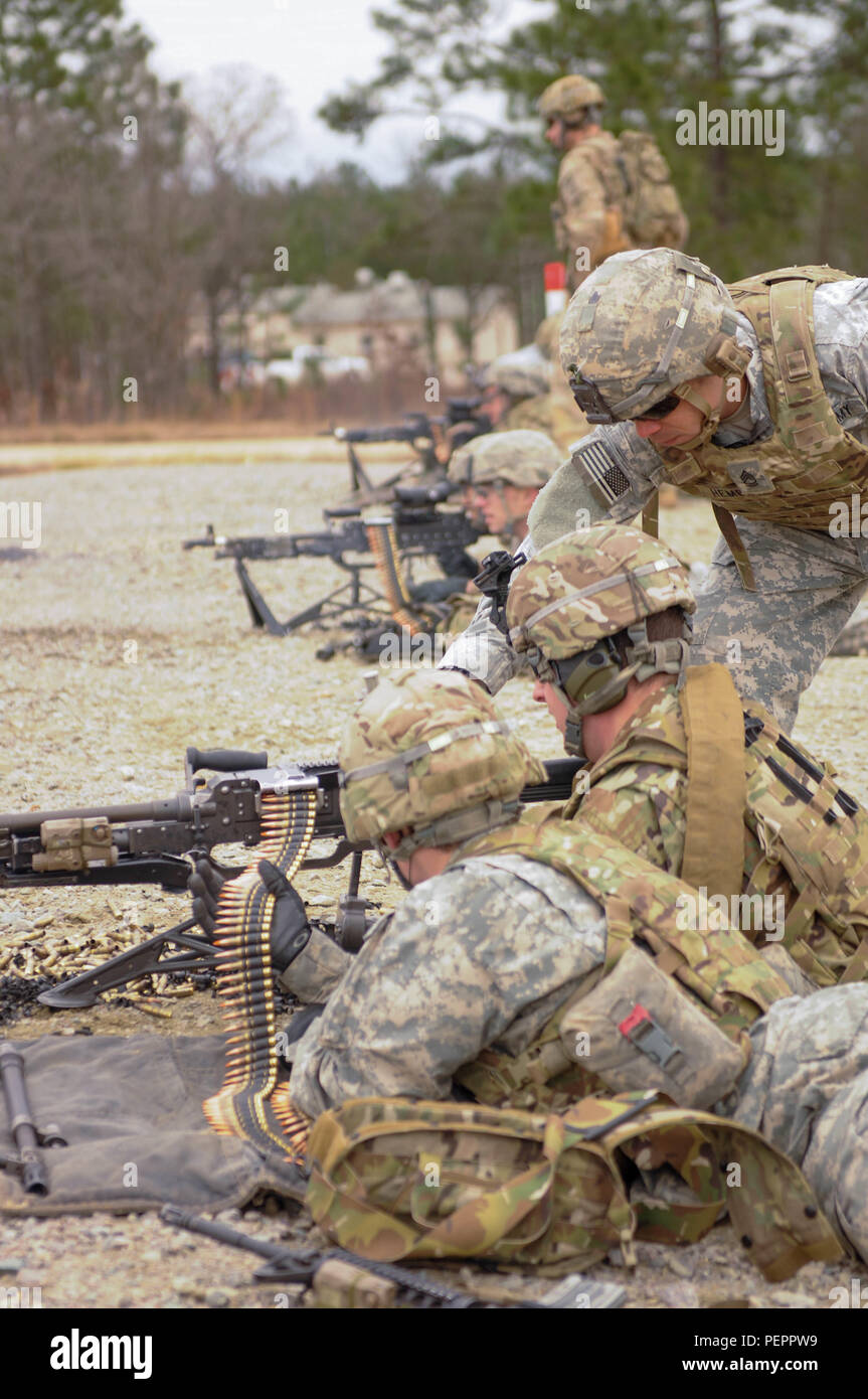 Machine gun leaders course hi-res stock photography and images - Alamy