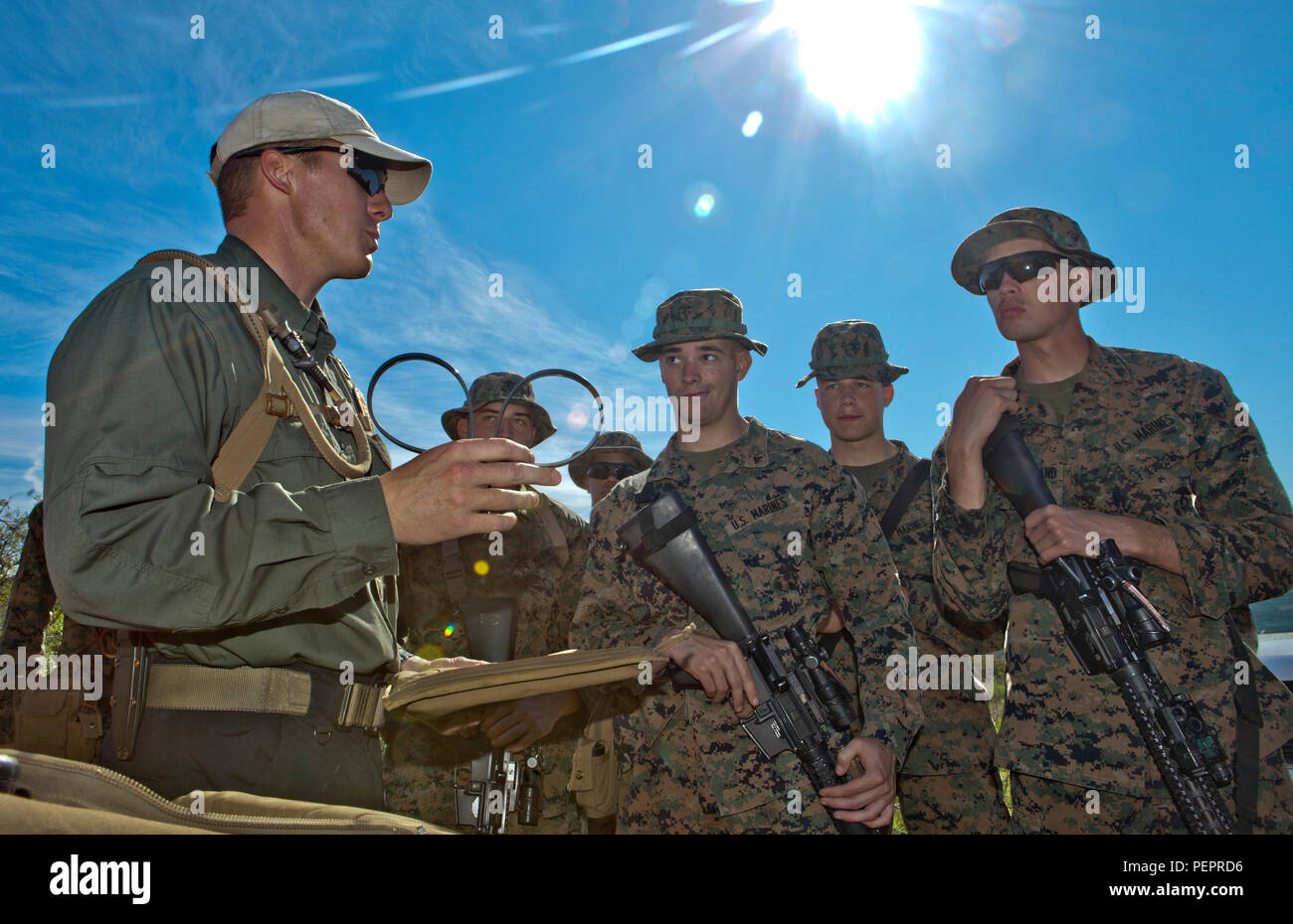 Matt Hotchkiss, with Marine Corps Engineer School, instructs Marines ...
