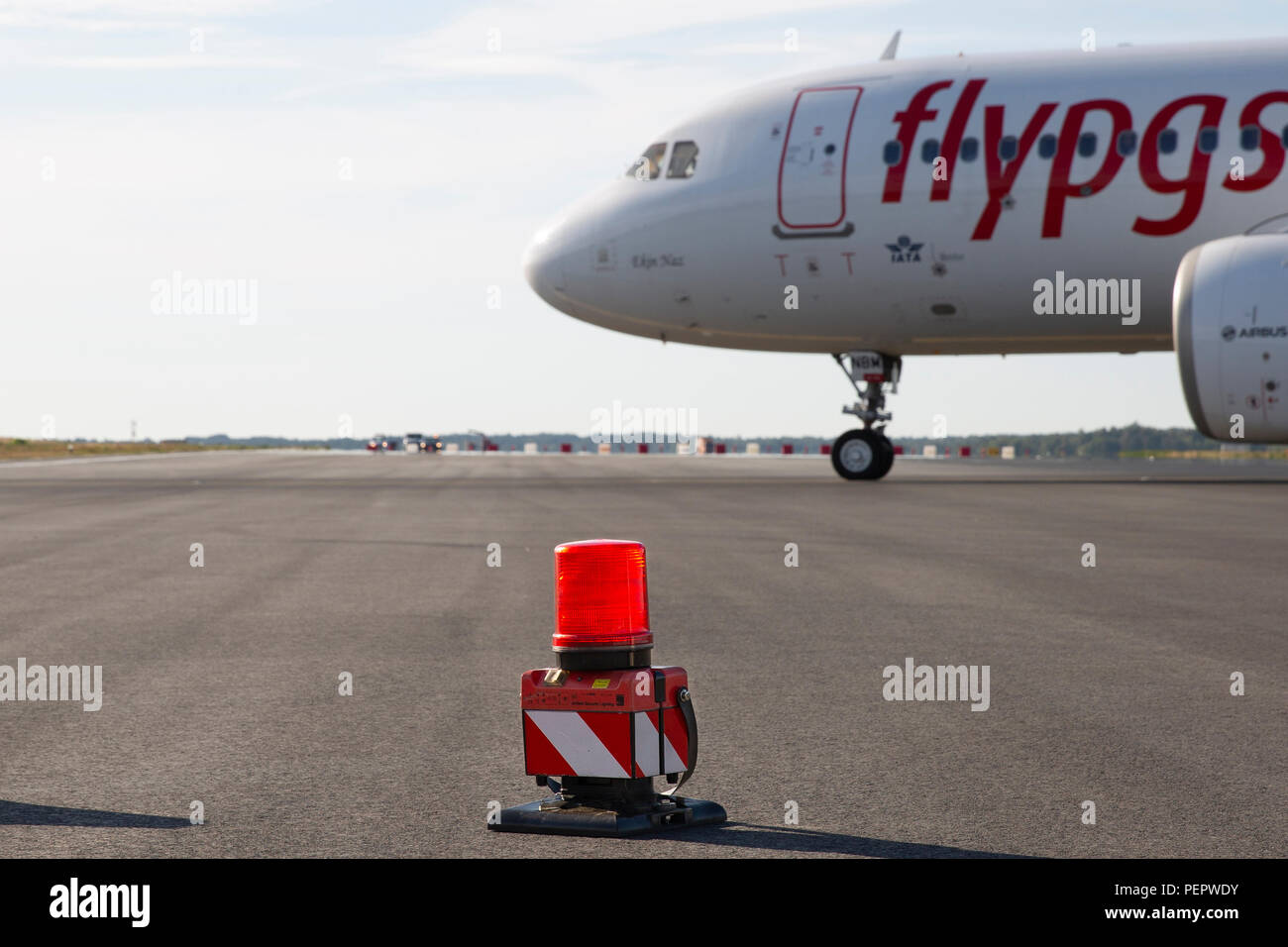 Airfield Security Lighting mit Airbus A320, TC- NBM, CGN Stock Photo ...