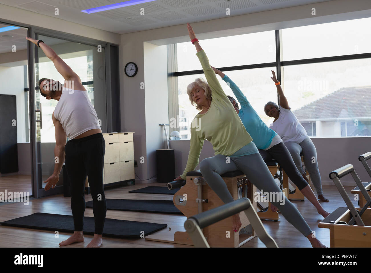 Group instructing hi-res stock photography and images - Alamy