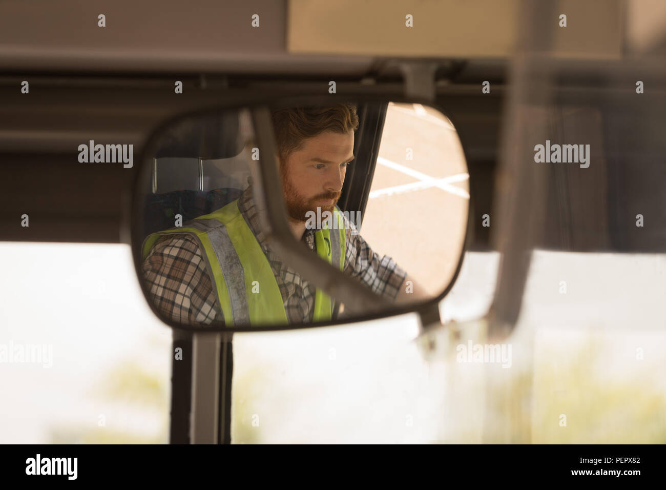 Bus mirror hi-res stock photography and images - Alamy