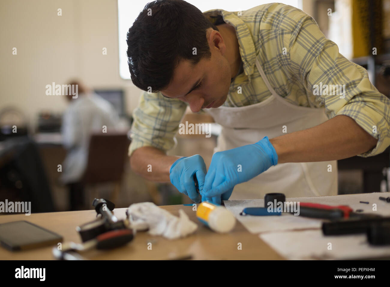 Cleaning of parts hi-res stock photography and images - Alamy