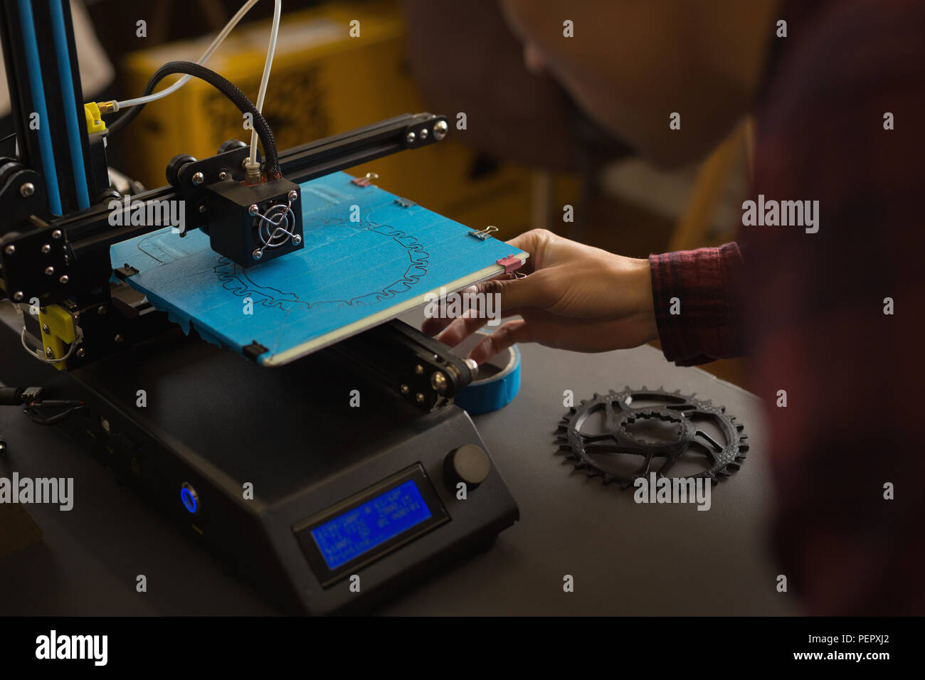 Machine shop table hi-res stock photography and images - Alamy