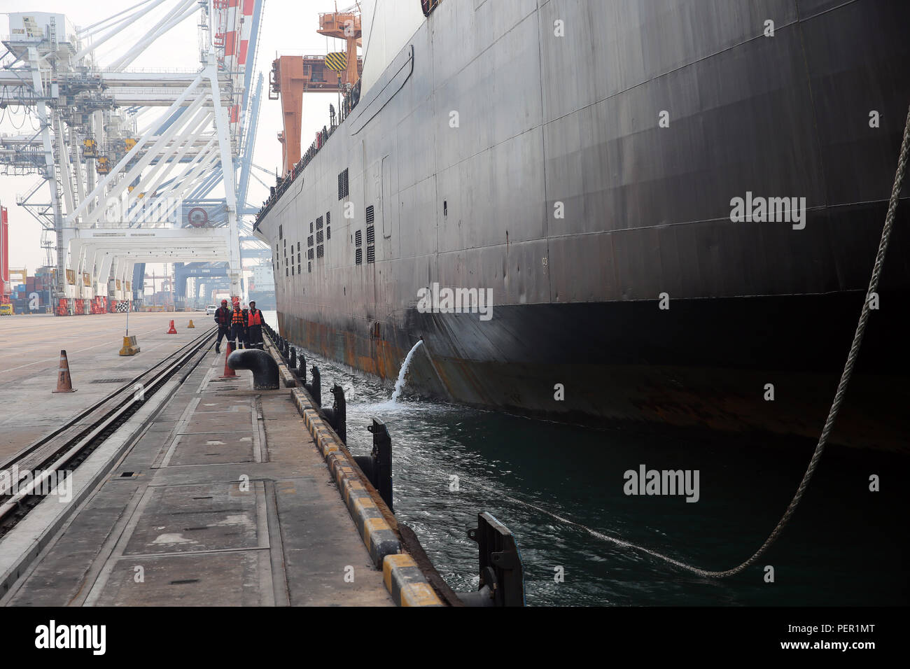 160127-N-IX266-003 Military Sealift Command’s Surge Sealift, Roll-on ...