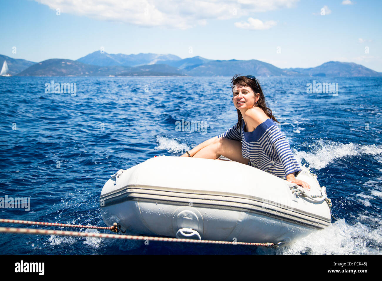 Rubber inflatable boat hi-res stock photography and images - Alamy