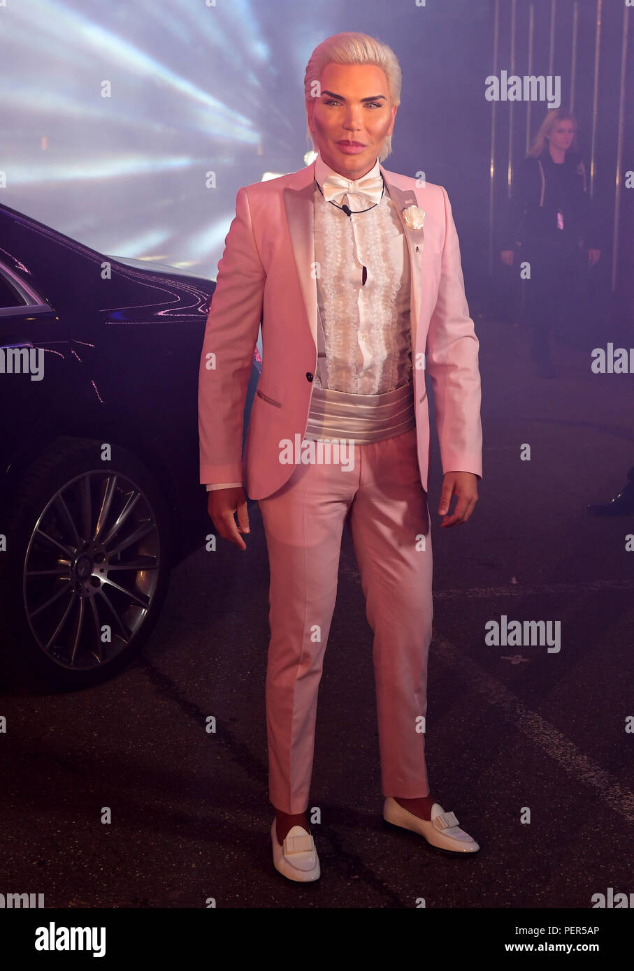 Rodrigo alves enters house hi-res stock photography and images - Alamy