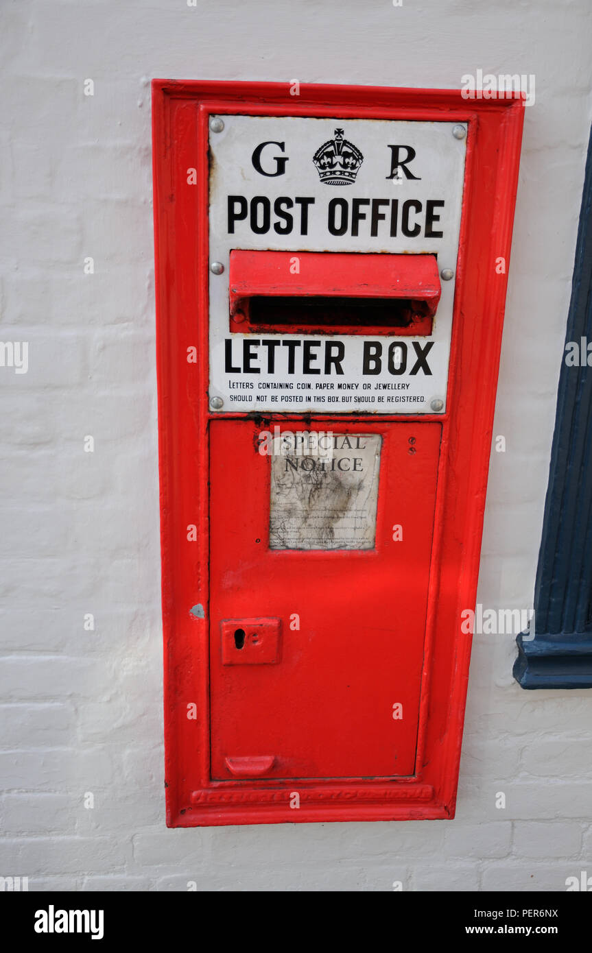 United kingdom post office hi-res stock photography and images - Alamy
