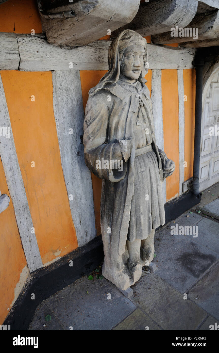 Statue under the overhanging upper storey of St Nicholas Hall, Hertford ...