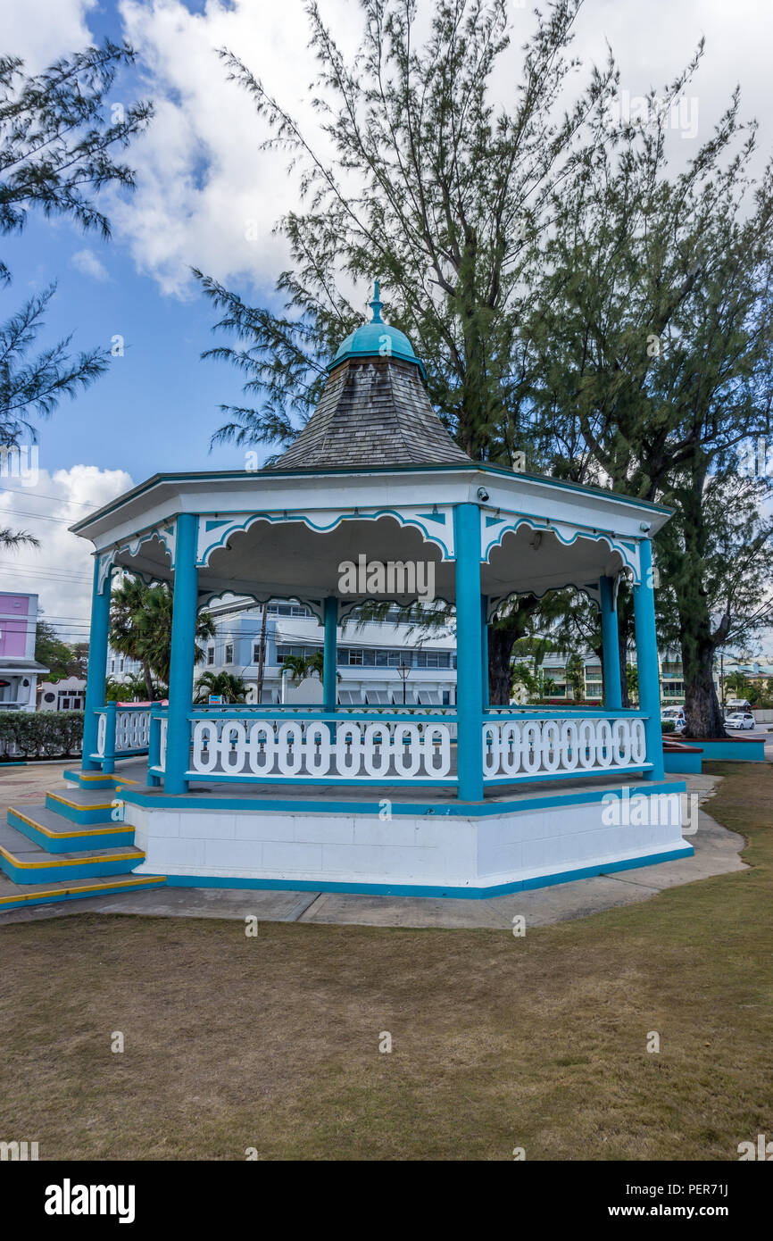 Bandstand beach hi-res stock photography and images - Alamy
