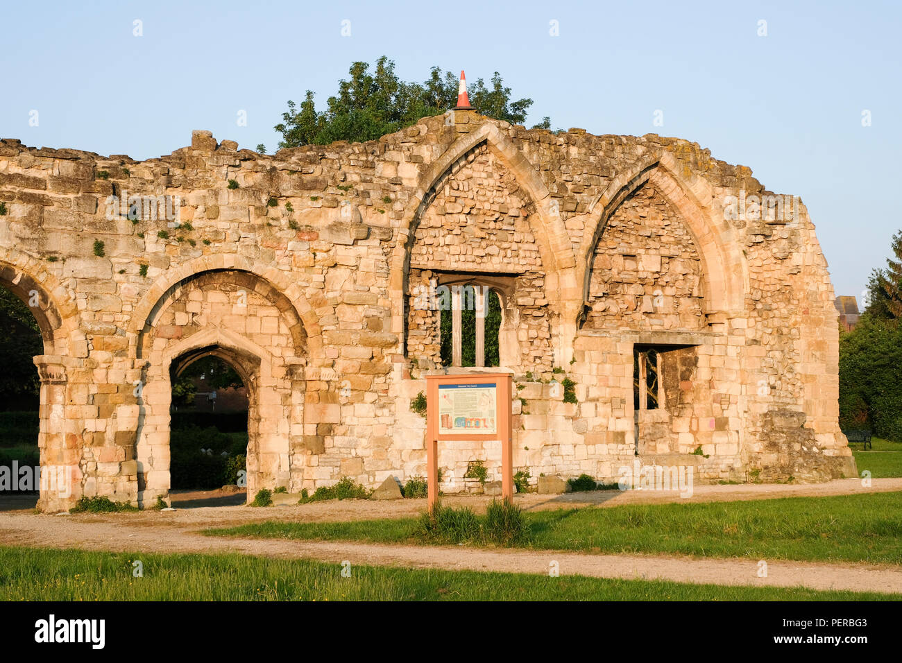 Anglo-Saxon Minster and medieval priory at St Oswalds in Gloucester ...