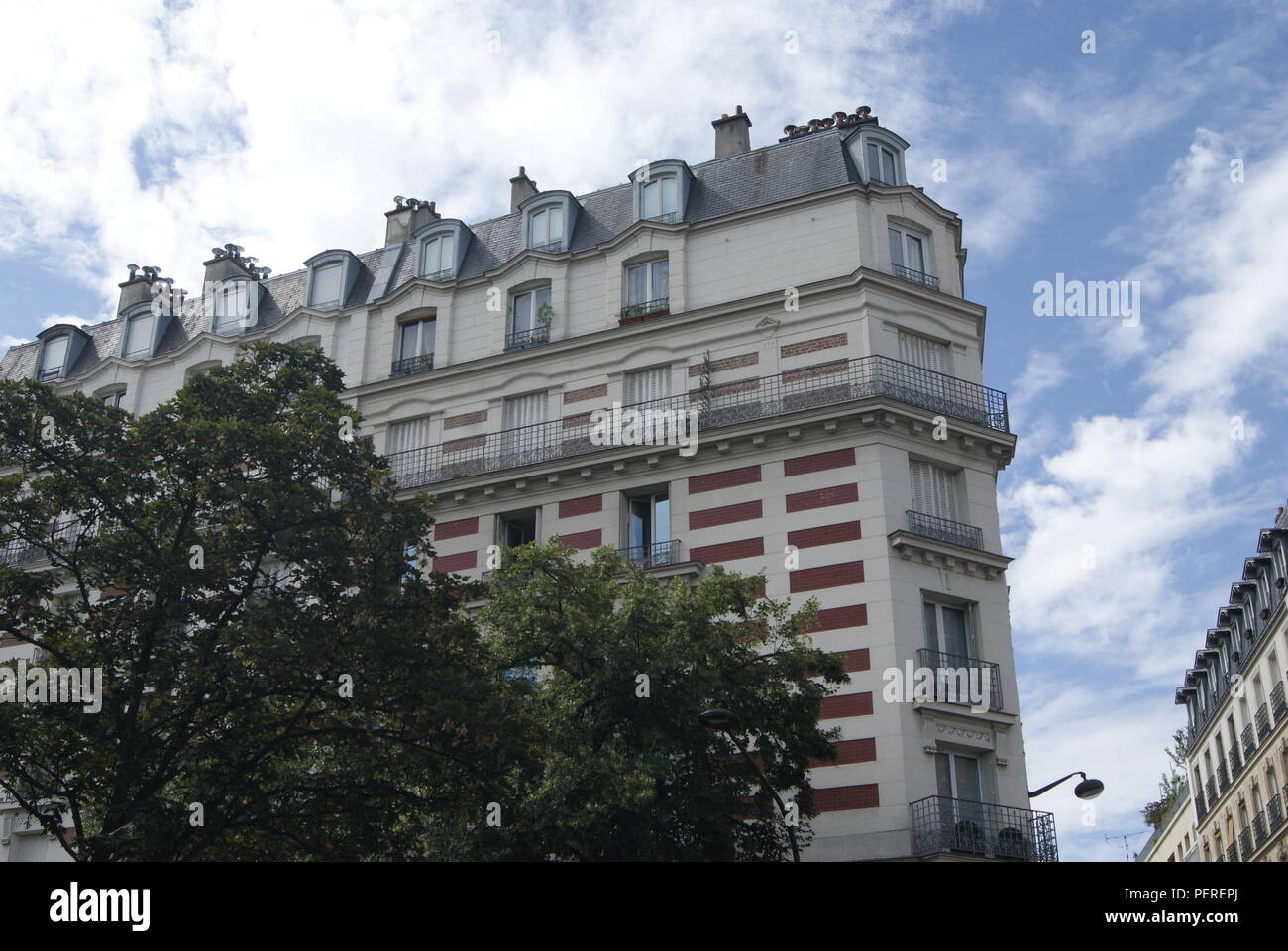 Bâtiment en France Stock Photo - Alamy